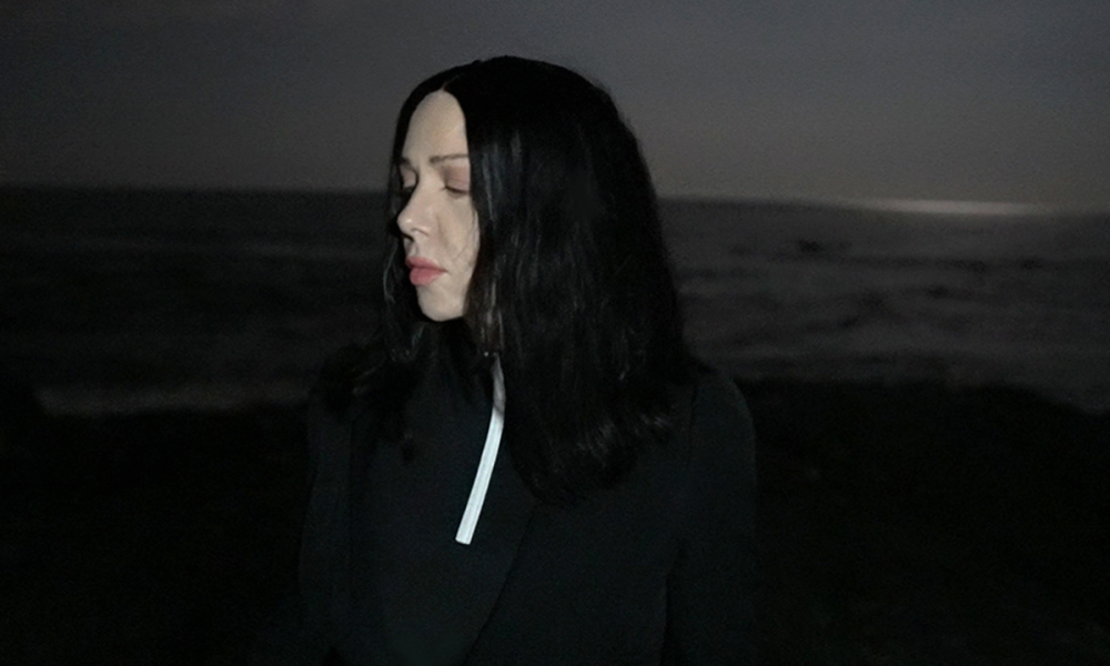 Reinvention of a Classic by Jenn Vix - ‘In The Air Tonight’